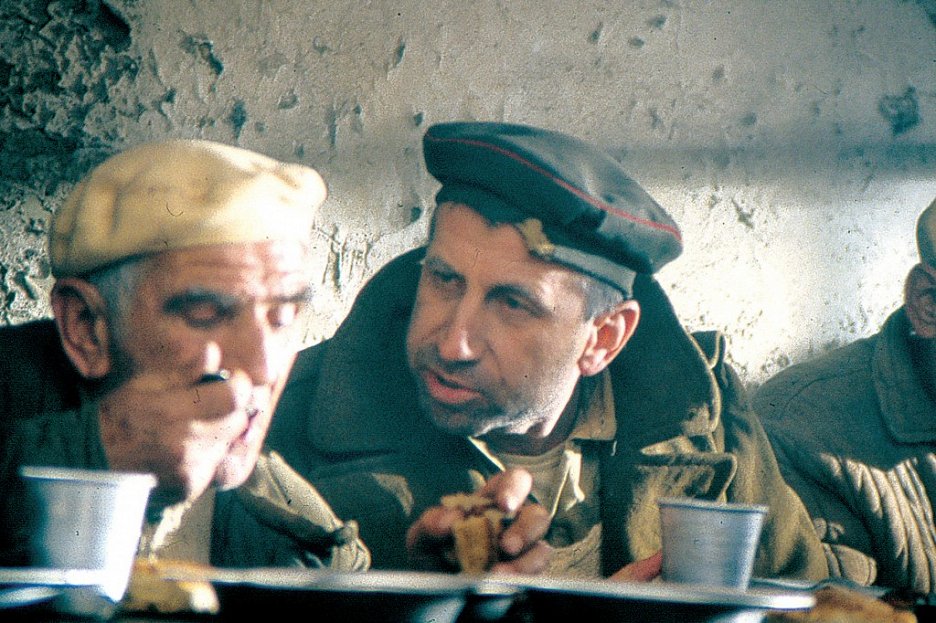 Kolonel Bunker (1998) | ČSFD.cz