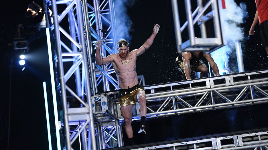 American Ninja Warrior: Ninja vs. Ninja (2016) | ČSFD.cz