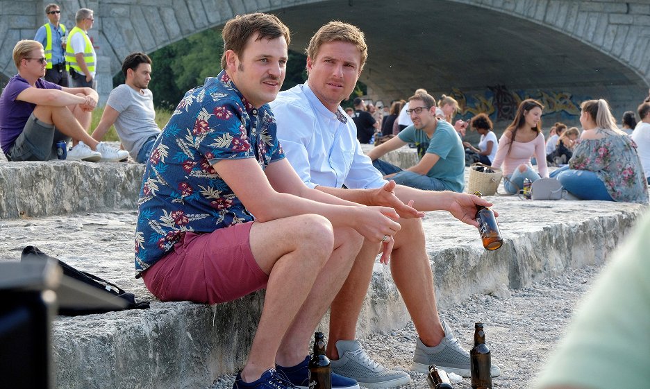 Toni, männlich, Hebamme - Daddy Blues (E02) (2019) | ČSFD.cz