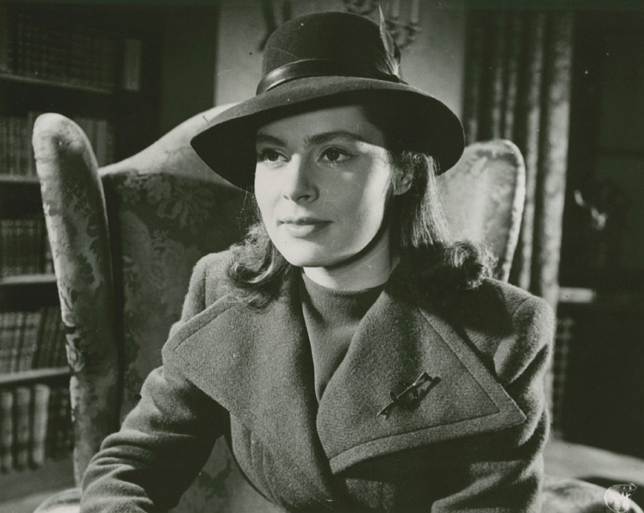 Viveca Lindfors | ČSFD.cz