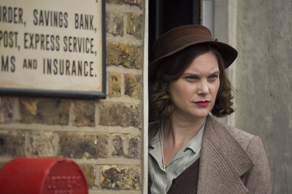 The Halcyon - Episode 5 (E05) (2017) | ČSFD.cz