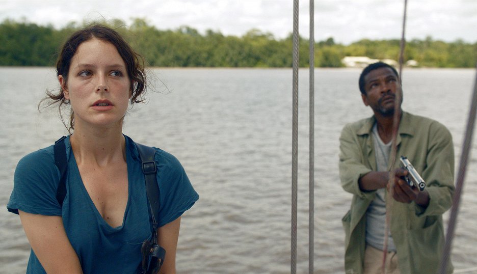 Maroni - Episode 1 (S01E01) (2019) | ČSFD.cz