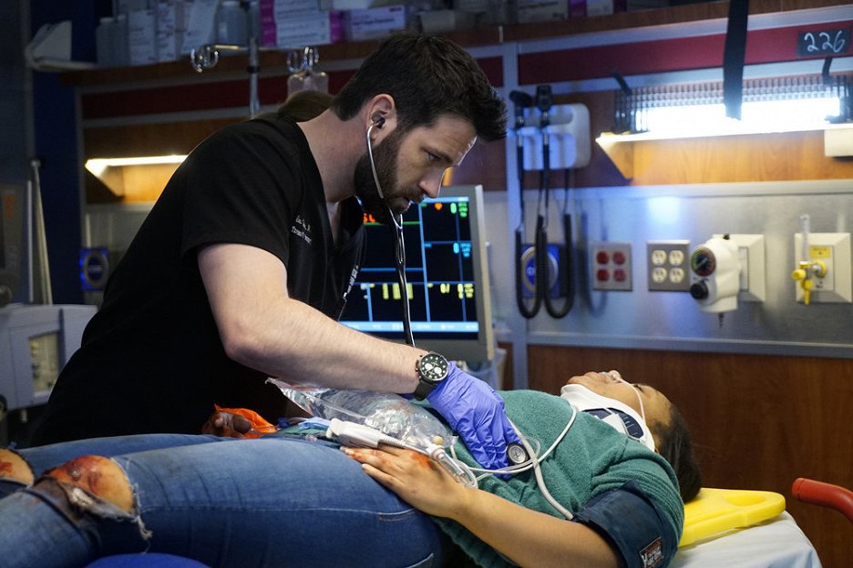 Chicago Med - Who Can You Trust (S04E11) (2019) | ČSFD.cz