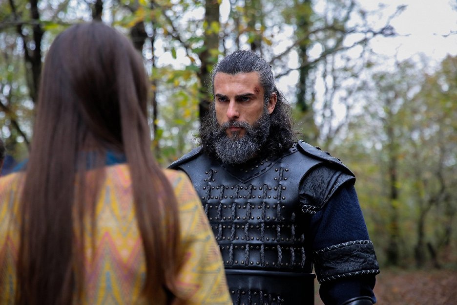 Diriliş: Ertuğrul - Episode 4 (S05E04) (2018) | ČSFD.cz