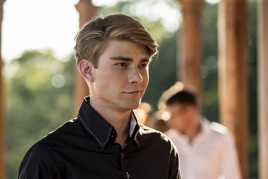 Černé vdovy - Epizoda 7 (S01E07) (2019) | ČSFD.cz