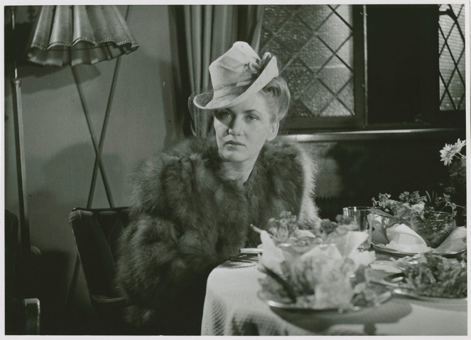Jagad (1945) | ČSFD.cz