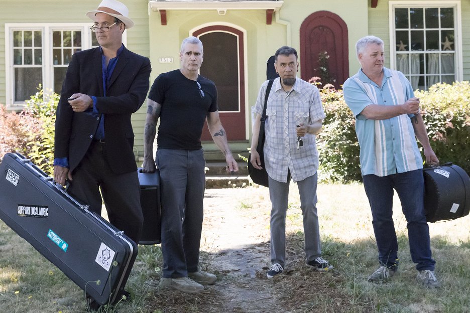 Portlandia - Riot Spray (S08E01) (2018) | ČSFD.cz