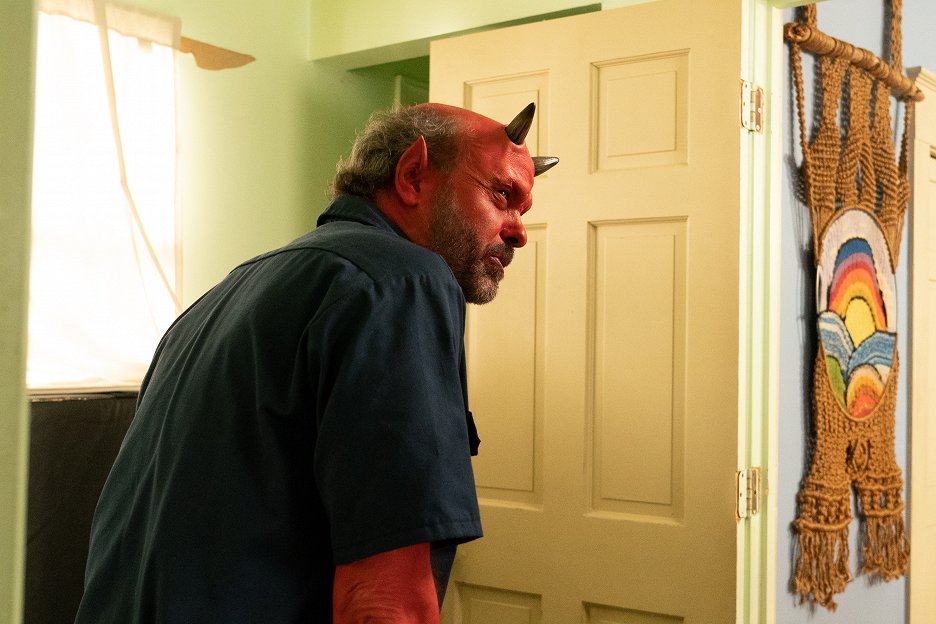 Stan Against Evil - The Demon Who Came in From the Heat (S03E04) (2018 ...
