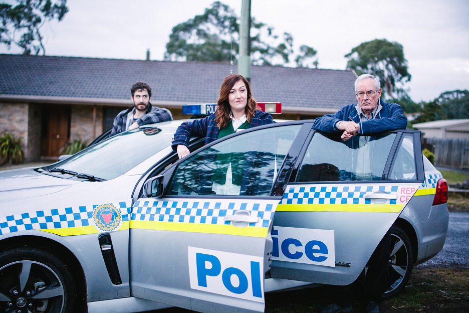 Rosehaven - Episode 8 (S02E08) (2017) | ČSFD.cz