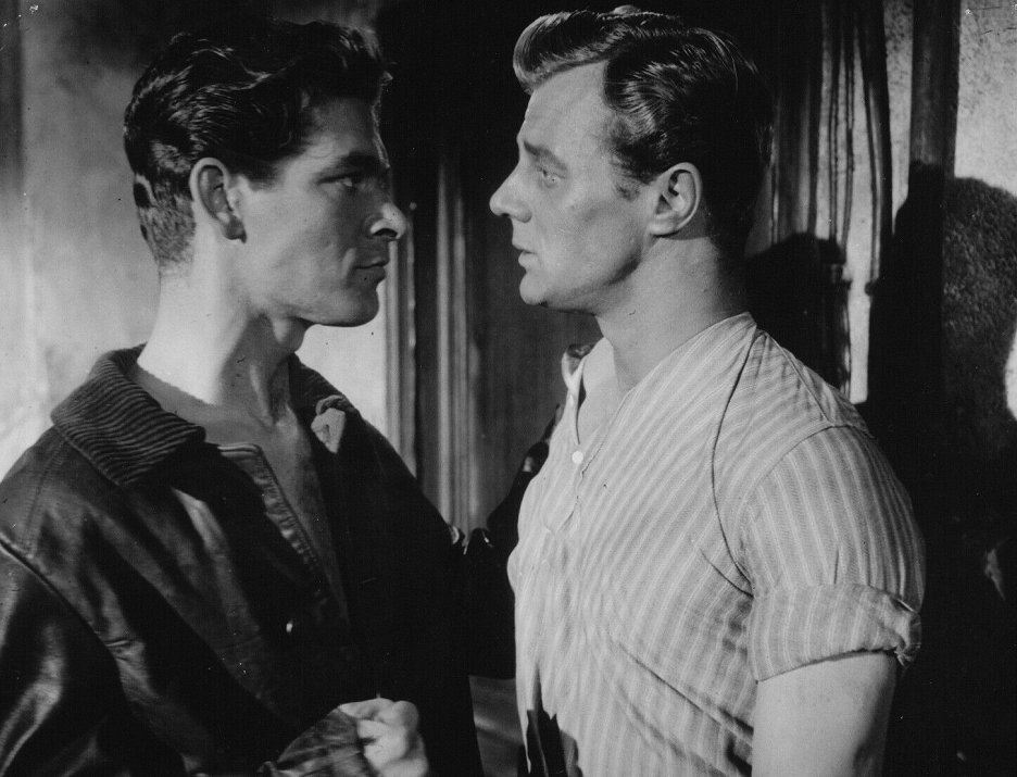 Seven Thunders (1957) | ČSFD.cz