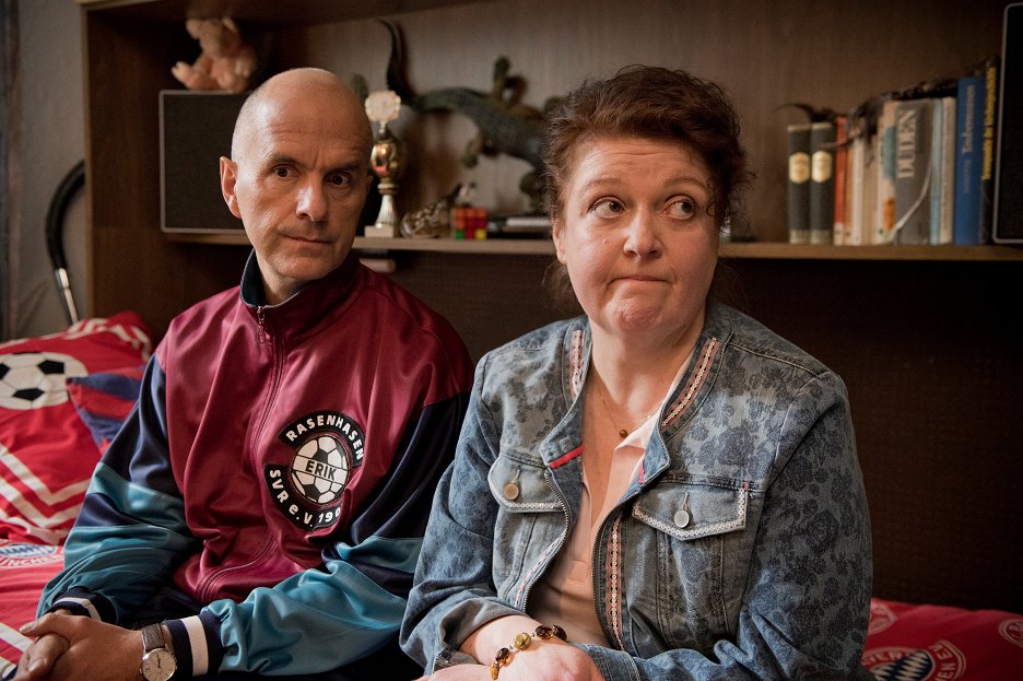 Merz gegen Merz - Alles neu - alles anders (S01E02) (2019) | ČSFD.cz