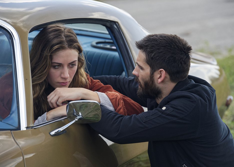 In the Dark - The Graduate (S01E04) (2019) | ČSFD.cz