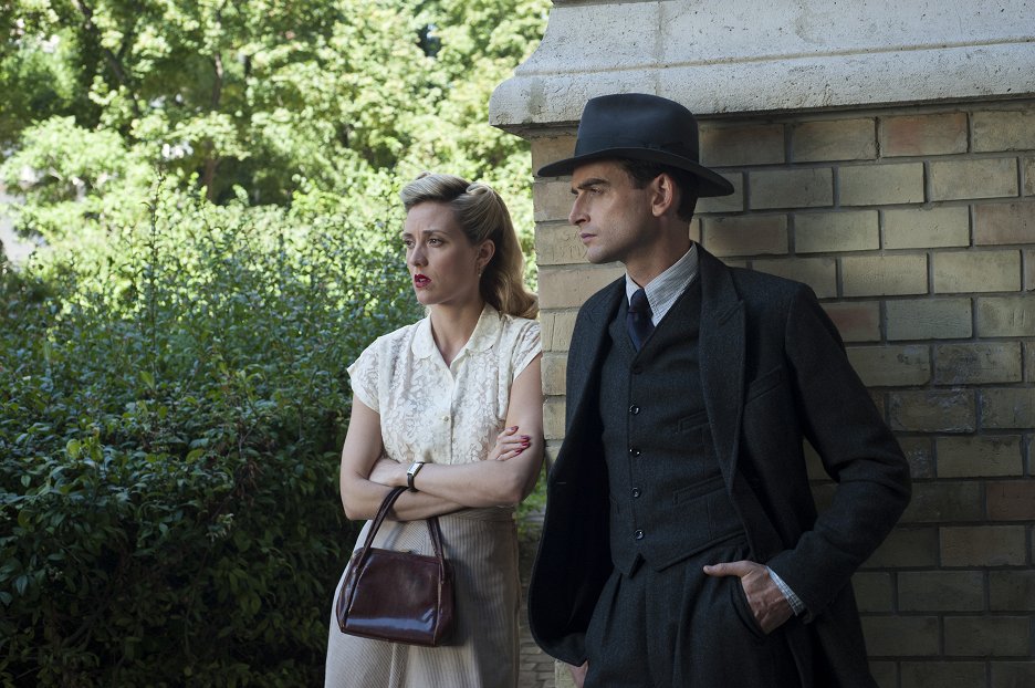 X-company - Sliby (S03E04) (2017) | ČSFD.cz