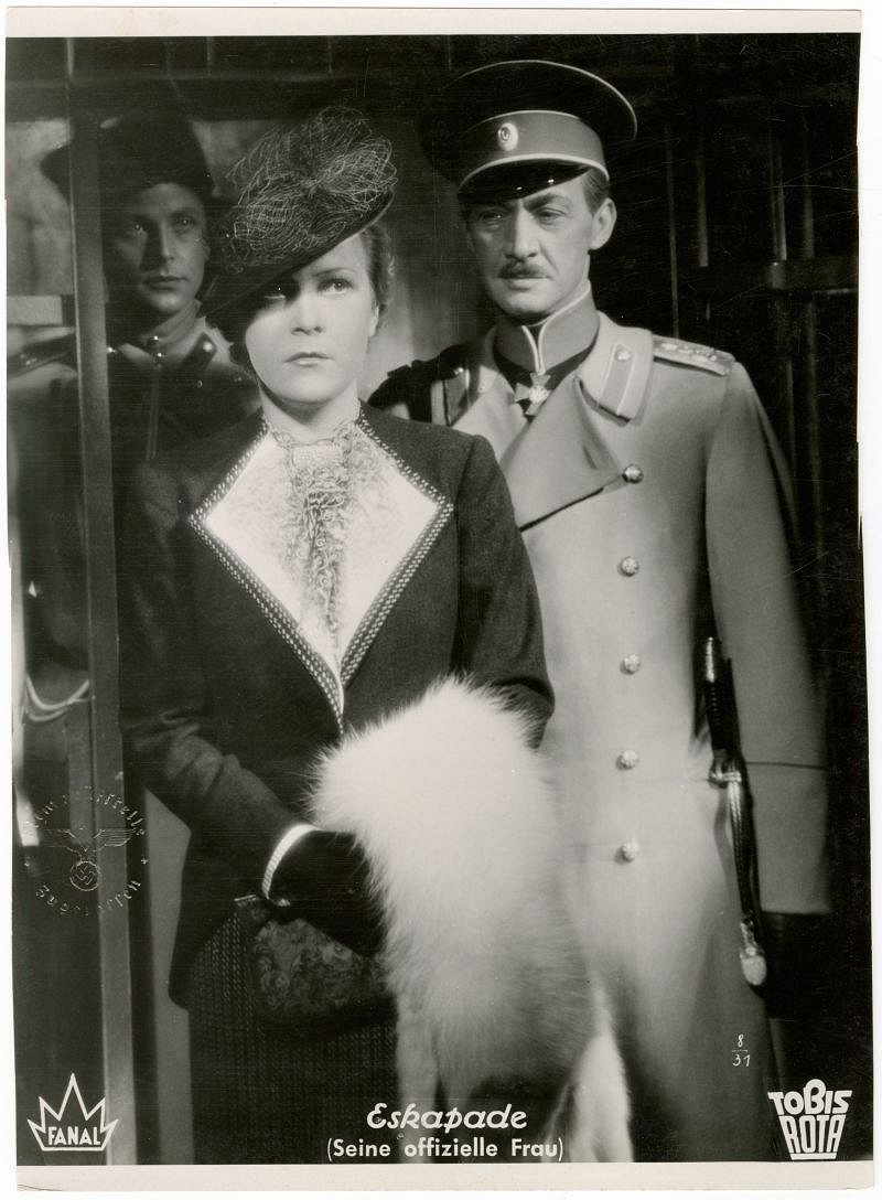 Eskapade (1936) | ČSFD.cz