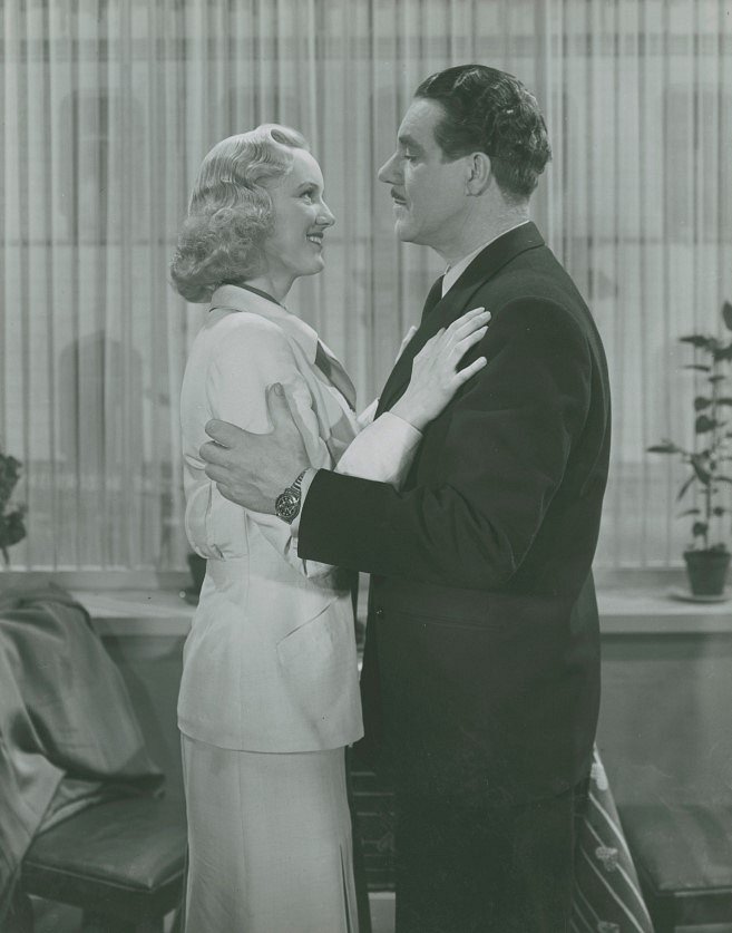 En sjöman i frack (1942) | ČSFD.cz