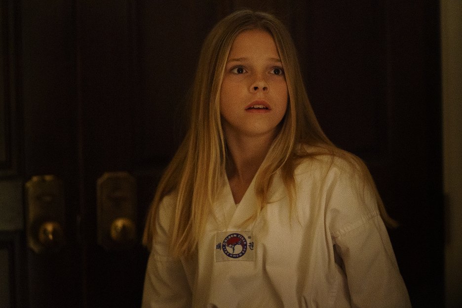 Barry - ronny/lily (S02E05) (2019) | ČSFD.cz