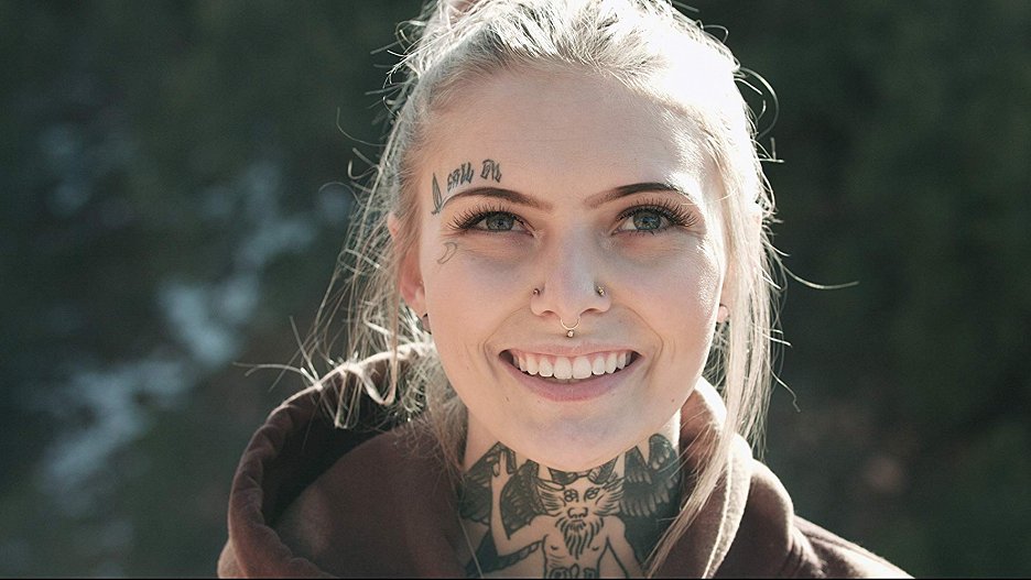 Saving Daisy (2019) | ČSFD.cz