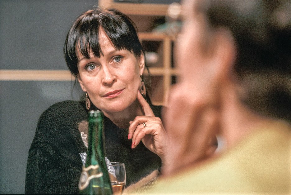 Rivitaloelämää (1989) | ČSFD.cz