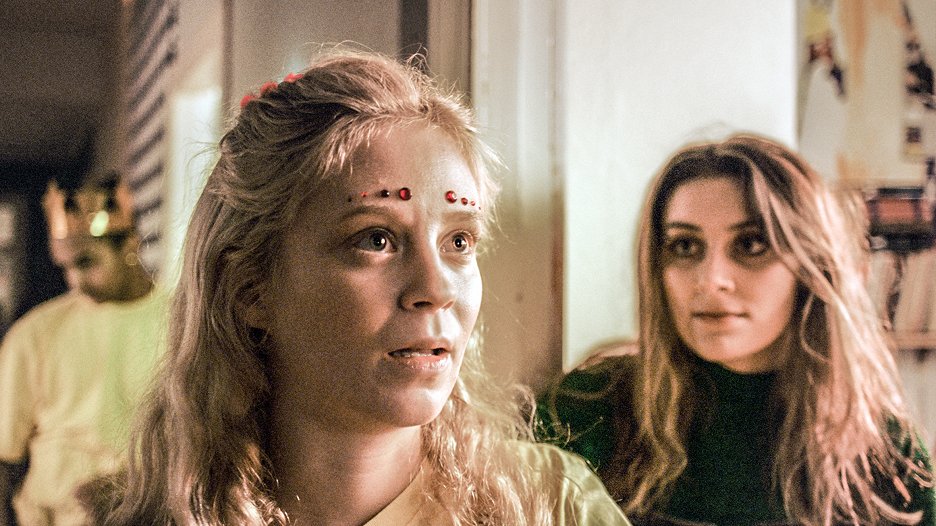 Lovleg - Surprise (S02E09) (2019) | ČSFD.cz