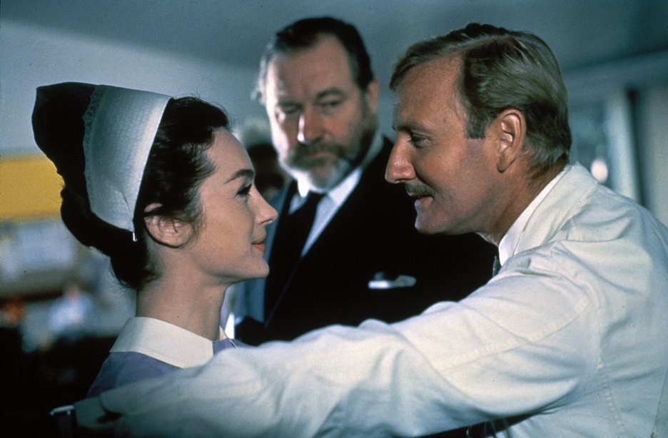 Doctor in Clover (1966) | ČSFD.cz