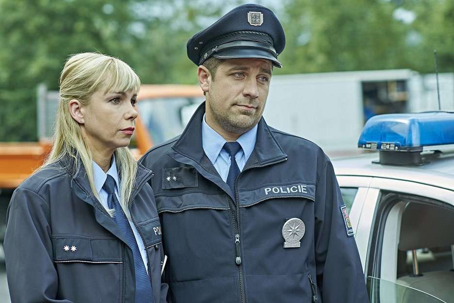 Policie Modrava - Hajný, který zmizel (S02E06) (2017) | ČSFD.cz