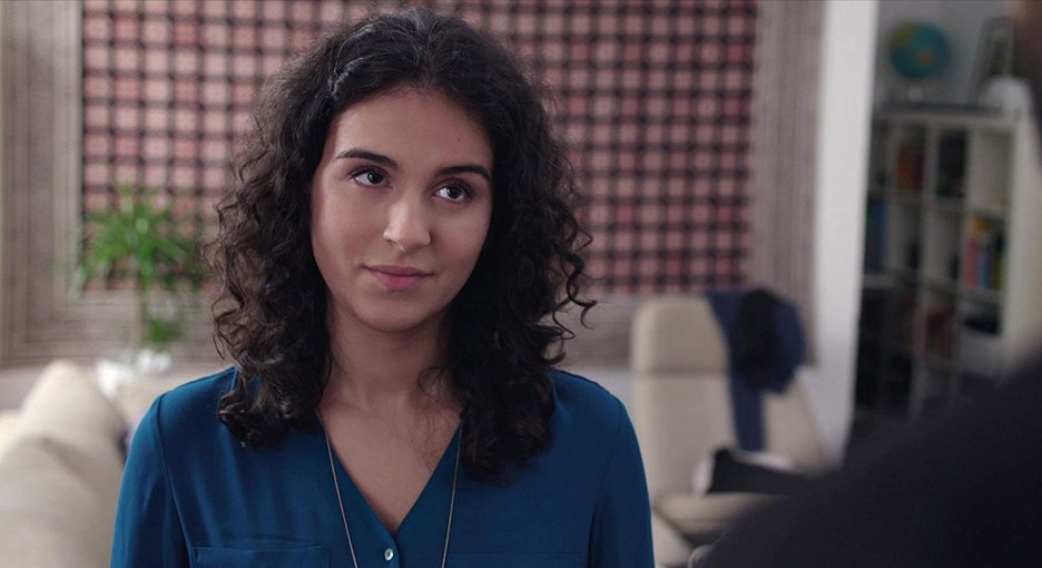 Adam & Esra (2018) | ČSFD.cz