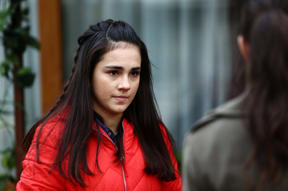 Tozkoparan - Episode 14 (S01E14) (2019) | ČSFD.cz