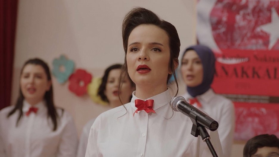 Tozkoparan - Episode 18 (S01E18) (2019) | ČSFD.cz