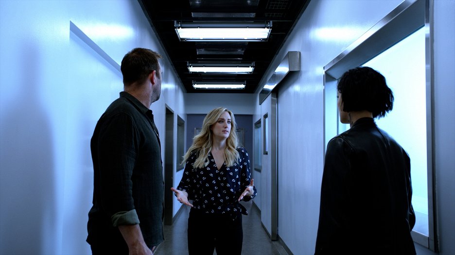 Mrtvý bod - The Big Reveal (S04E10) (2019) | ČSFD.cz