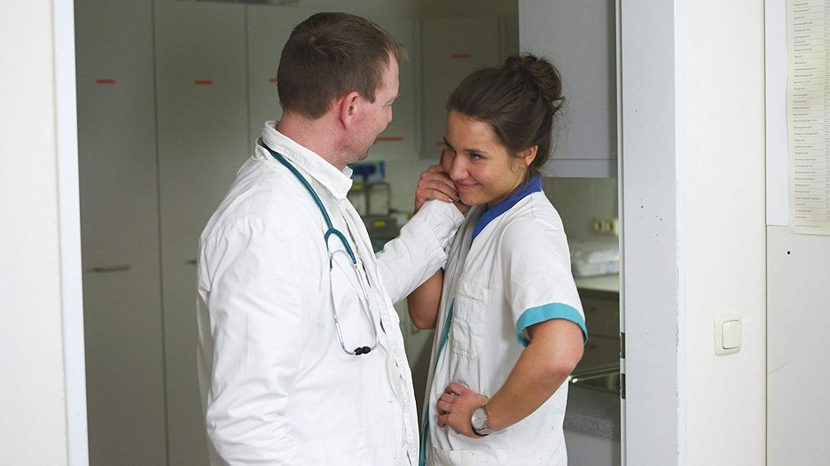 It's Love? (2018) | ČSFD.cz