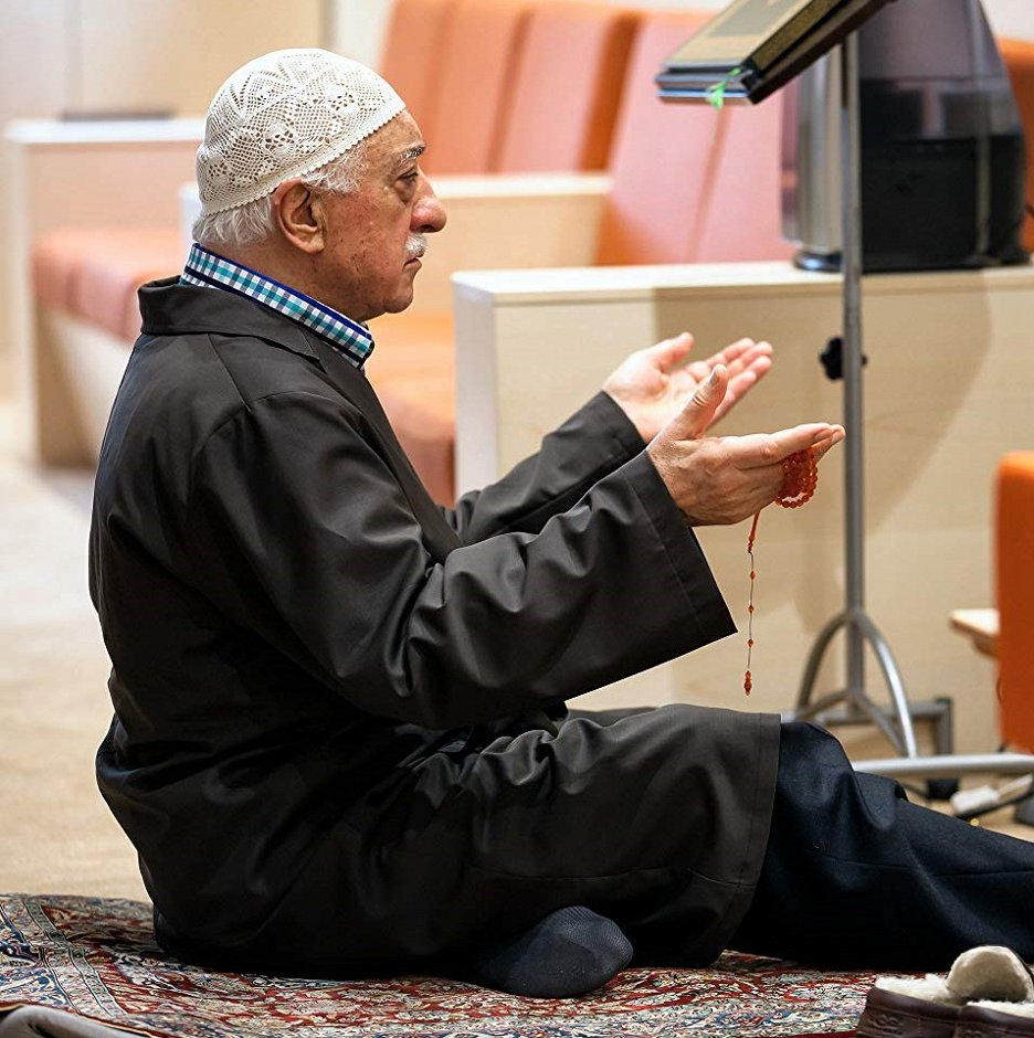 Love Is a Verb (2014) | ČSFD.cz