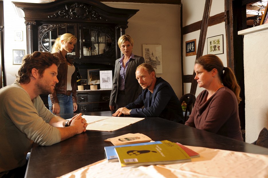 Kriminálka Stuttgart - In Vino Veritas (S03E19) (2012) | ČSFD.cz