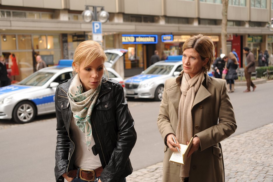 Kriminálka Stuttgart - Blutige Diamanten (S04E01) (2012) | ČSFD.cz