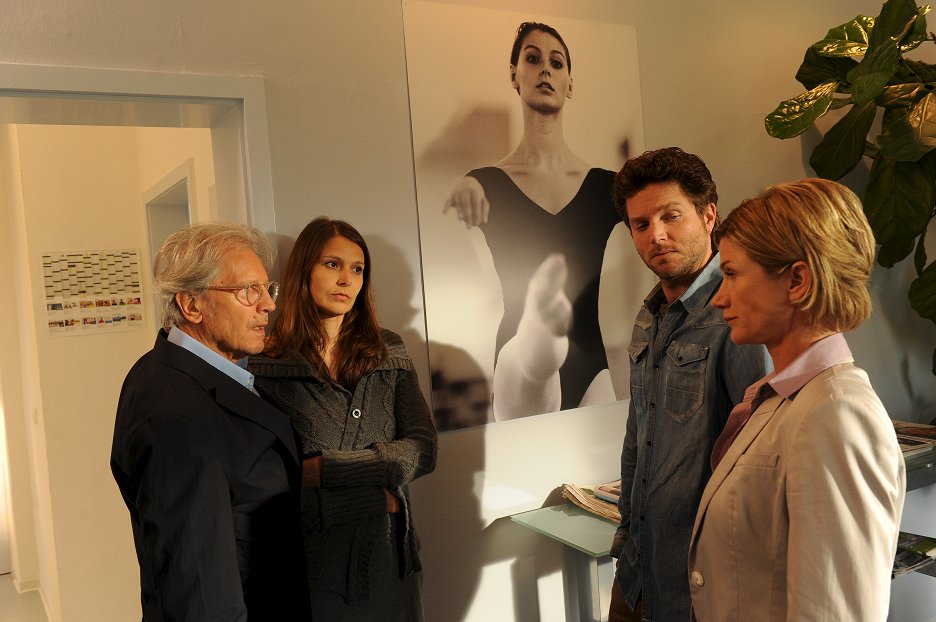 Kriminálka Stuttgart - Weitertanzen (S04E12) (2012) | ČSFD.cz