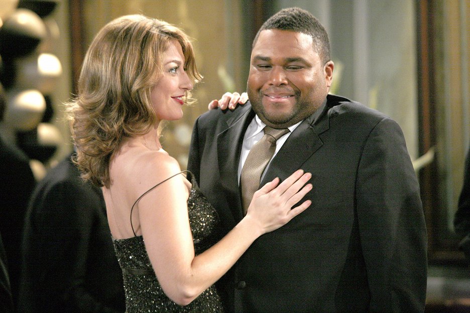 V dobrém i zlém - Večírek k výročí (S01E11) (2007) | ČSFD.cz