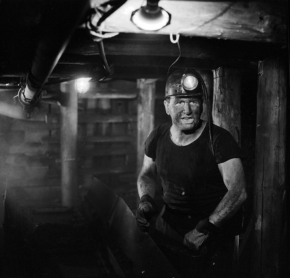 Irrlicht und Feuer (1966) | ČSFD.cz