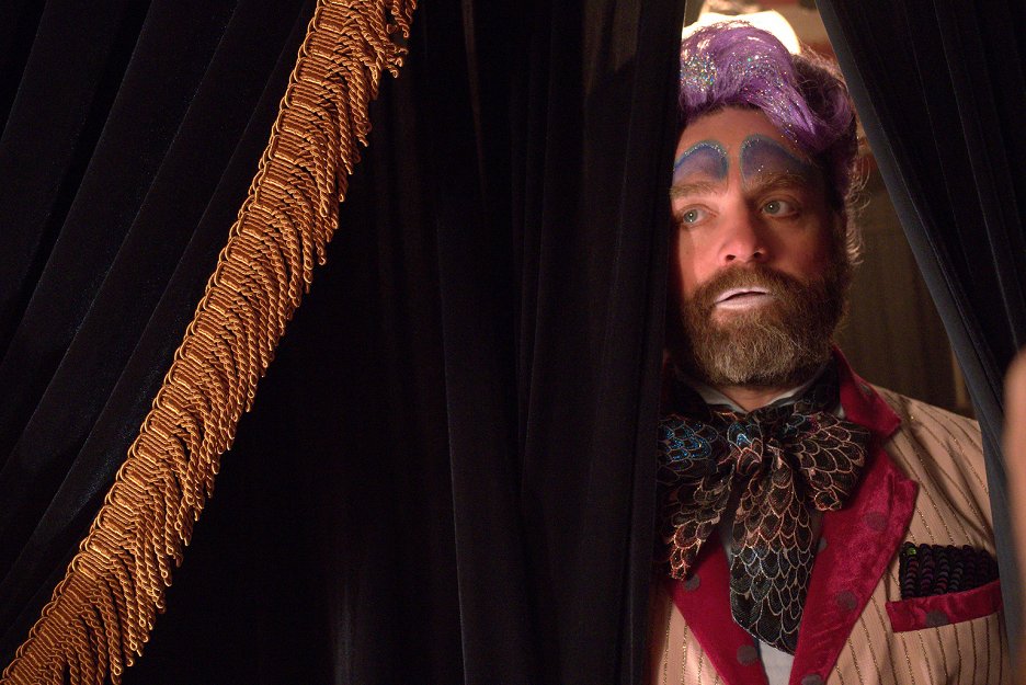 Baskets - Circus (S02E10) (2017) | ČSFD.cz