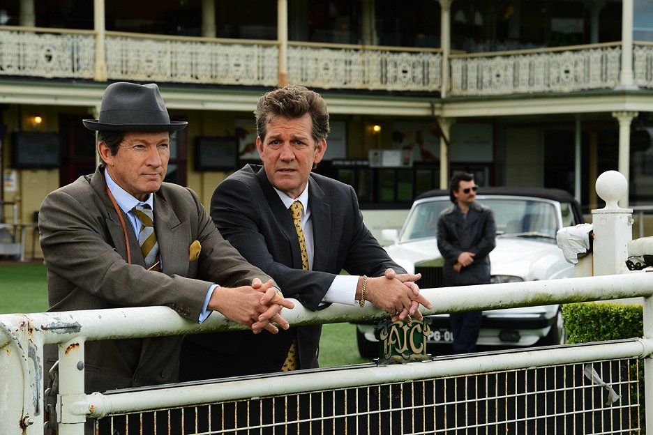 Les Norton (2019) | ČSFD.cz