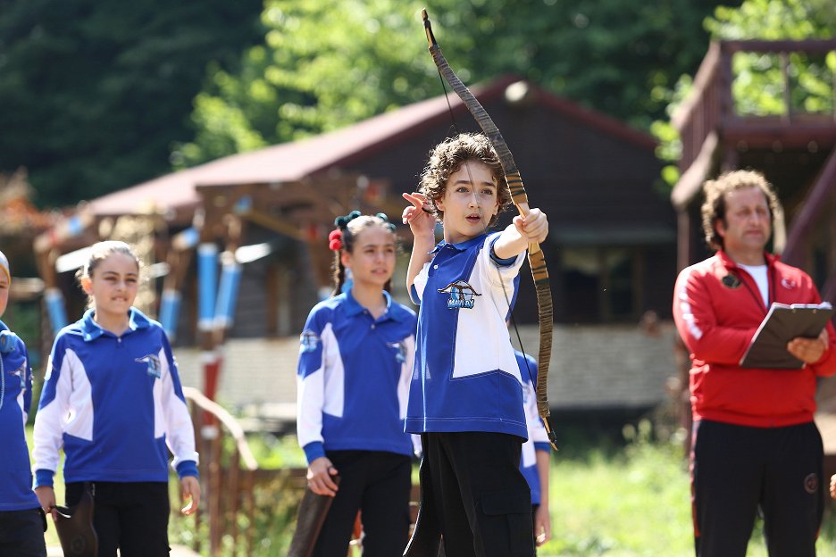 Tozkoparan - İz Peşinde (S02E04) (2019) | ČSFD.cz