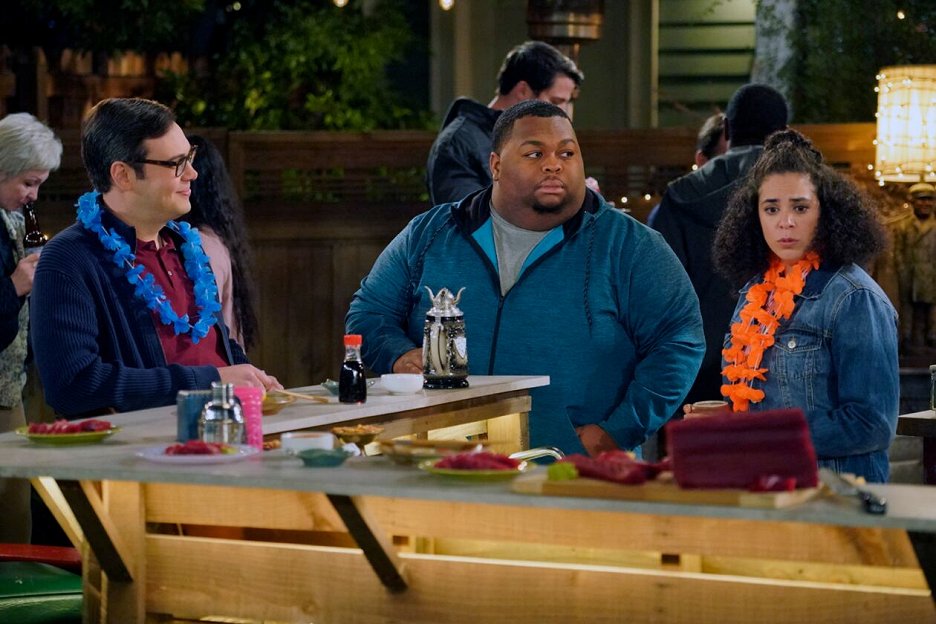 Abby's - The Fish (E10) (2019) | ČSFD.cz