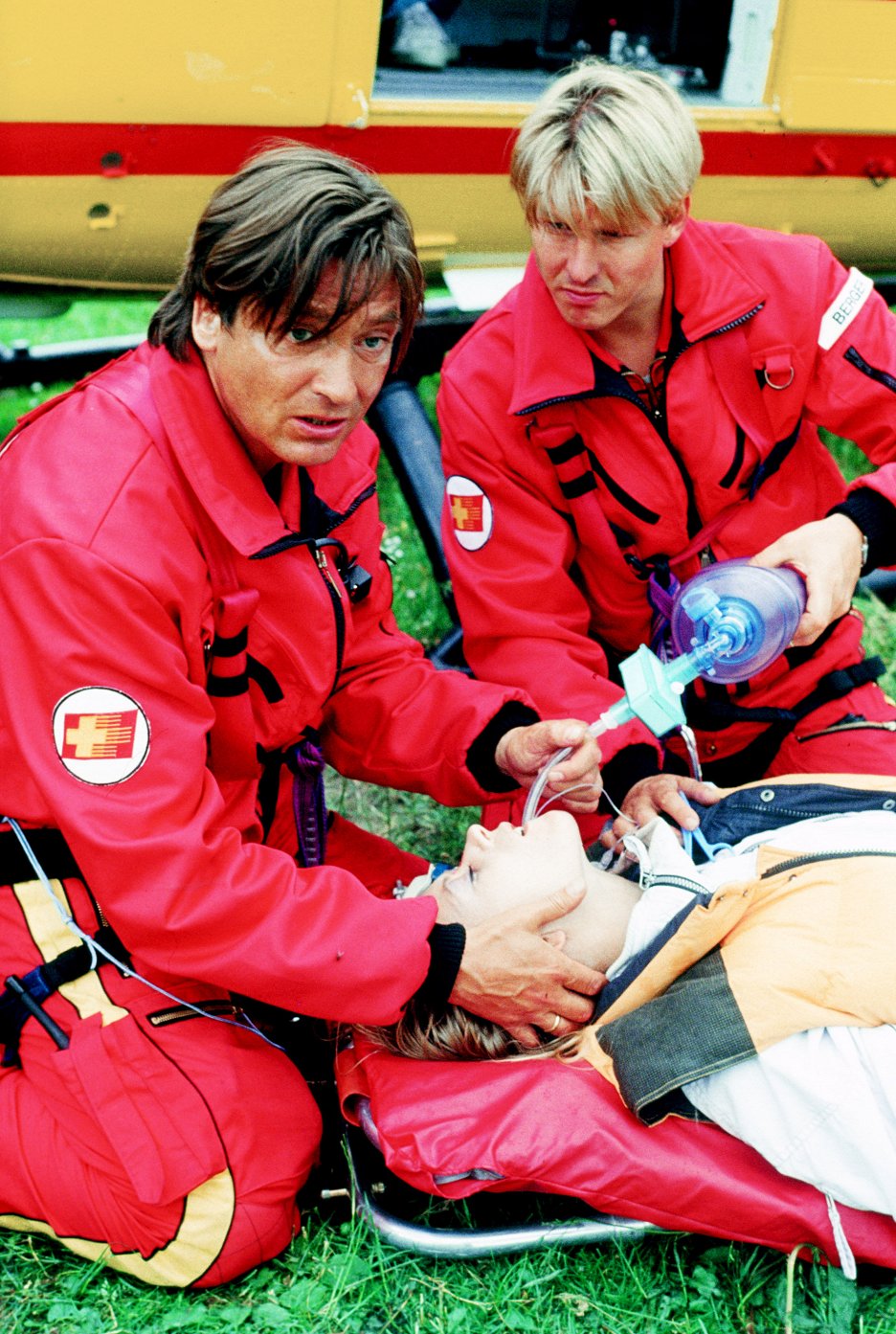 Medicopter 117 - Smrtelná dávka (S01E02) (1998) | ČSFD.cz