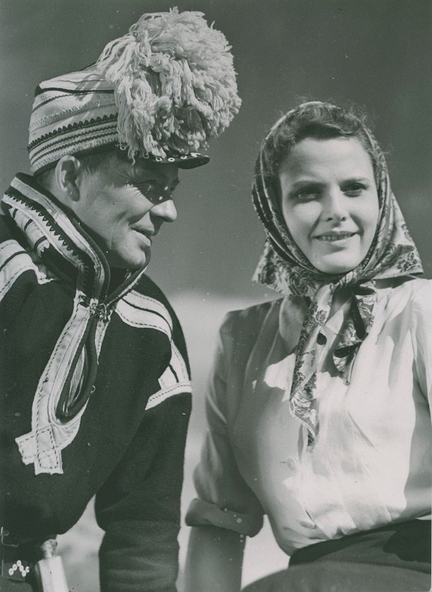 Kan doktorn komma? (1942) | ČSFD.cz