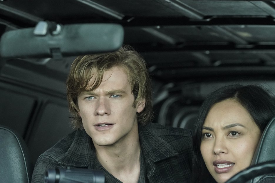 MacGyver - No-Go + High-Voltage + Rescue (S03E20) (2019) | ČSFD.cz