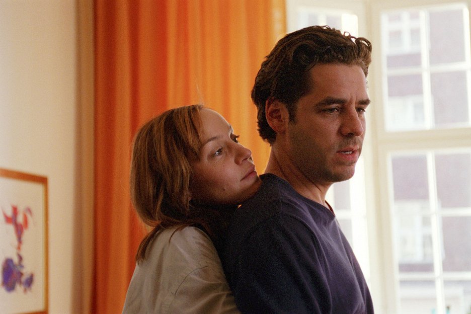 Bis in die Spitzen - Episode 1 (E01) (2005) | ČSFD.cz