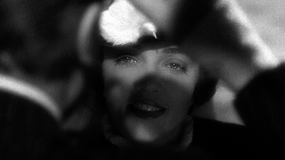 Quadrille (1938) | ČSFD.sk