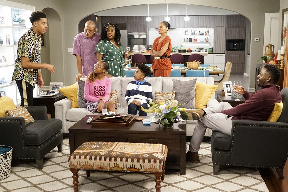 Black-ish - Pops the Question (S06E01) (2019) | ČSFD.cz