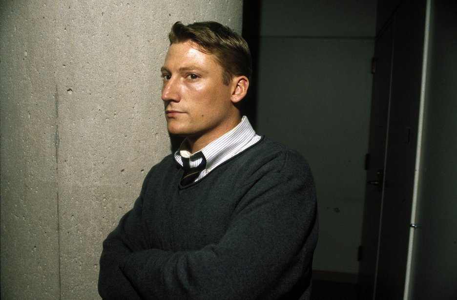 Krajní meze - Stvůra (S04E18) (1998) | ČSFD.cz