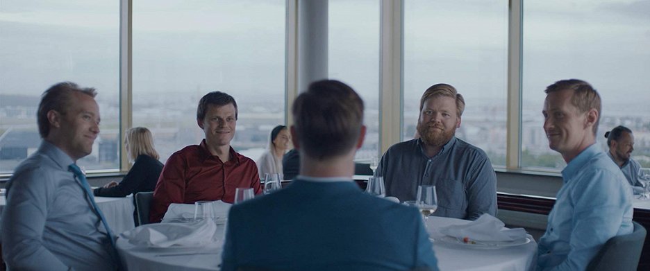 Nýr dagur í Eyjafirði (2018) | ČSFD.cz
