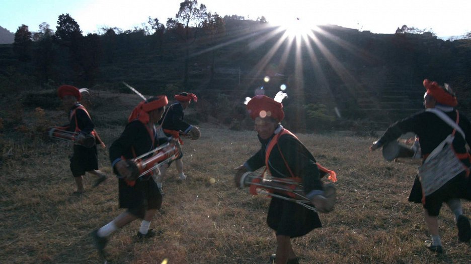 Fading Mountains (2018) | ČSFD.cz