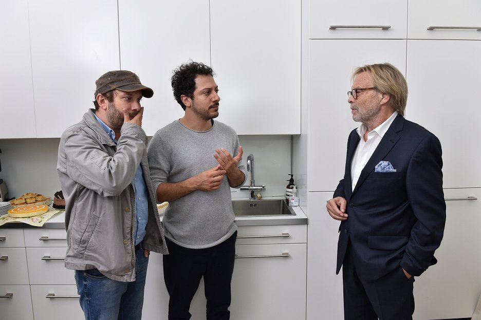 jerks. - Blütezeit (S03E04) (2019) | ČSFD.cz